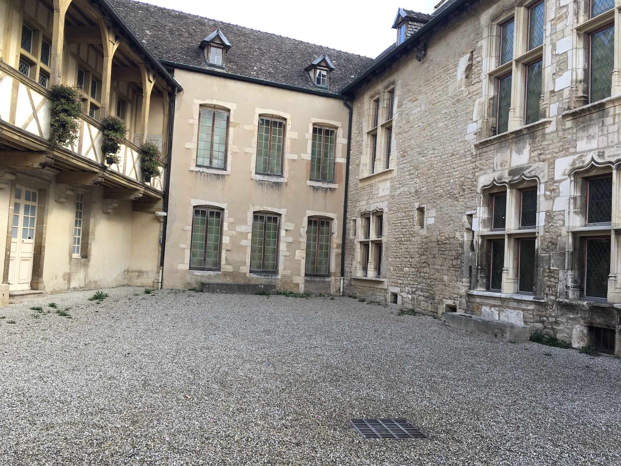 Former residence of the dukes of Burgundy » Beaune audio guide app ...