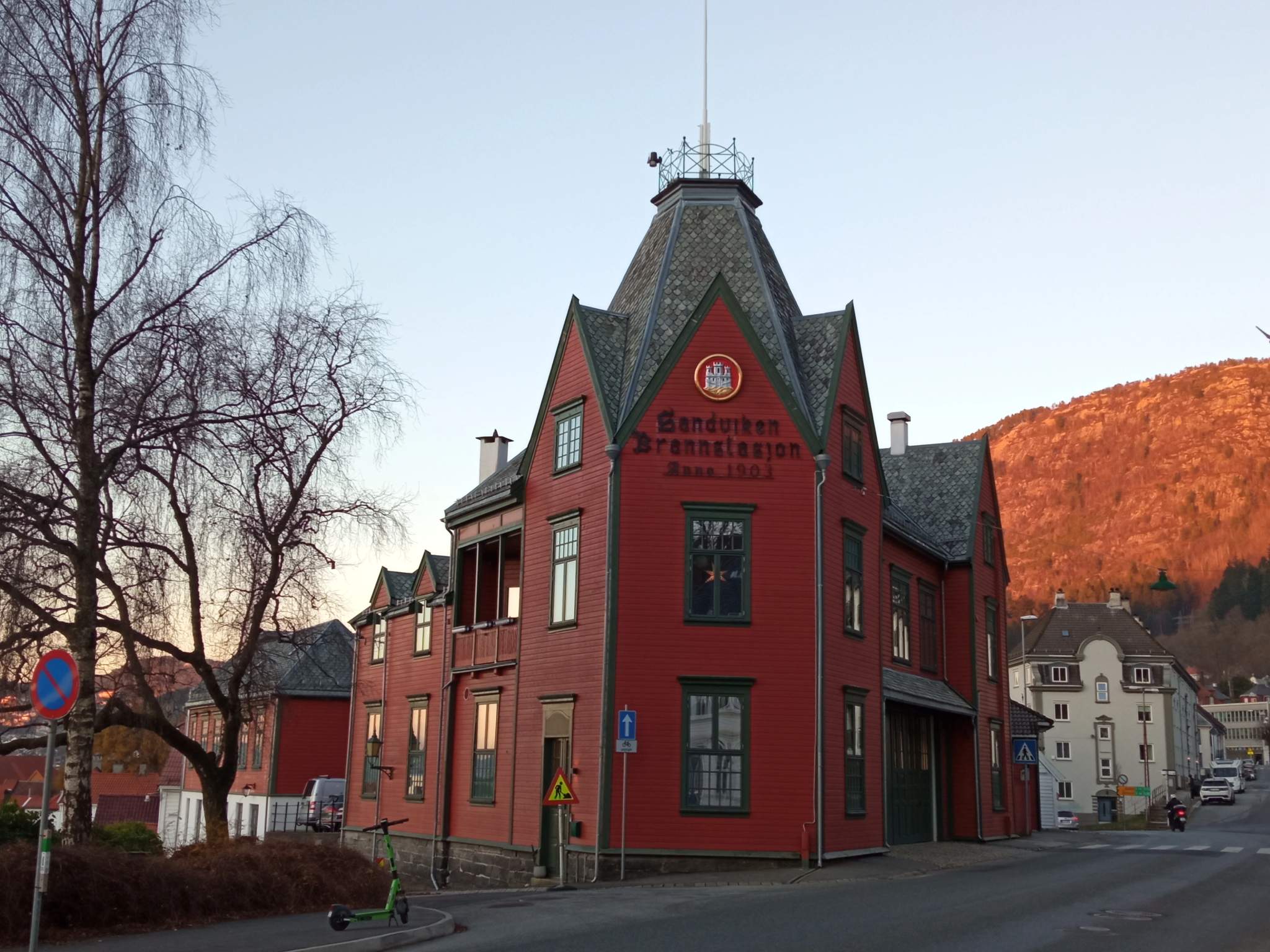 Sandviken Fire Station and the old school building » Bergen audio guide ...