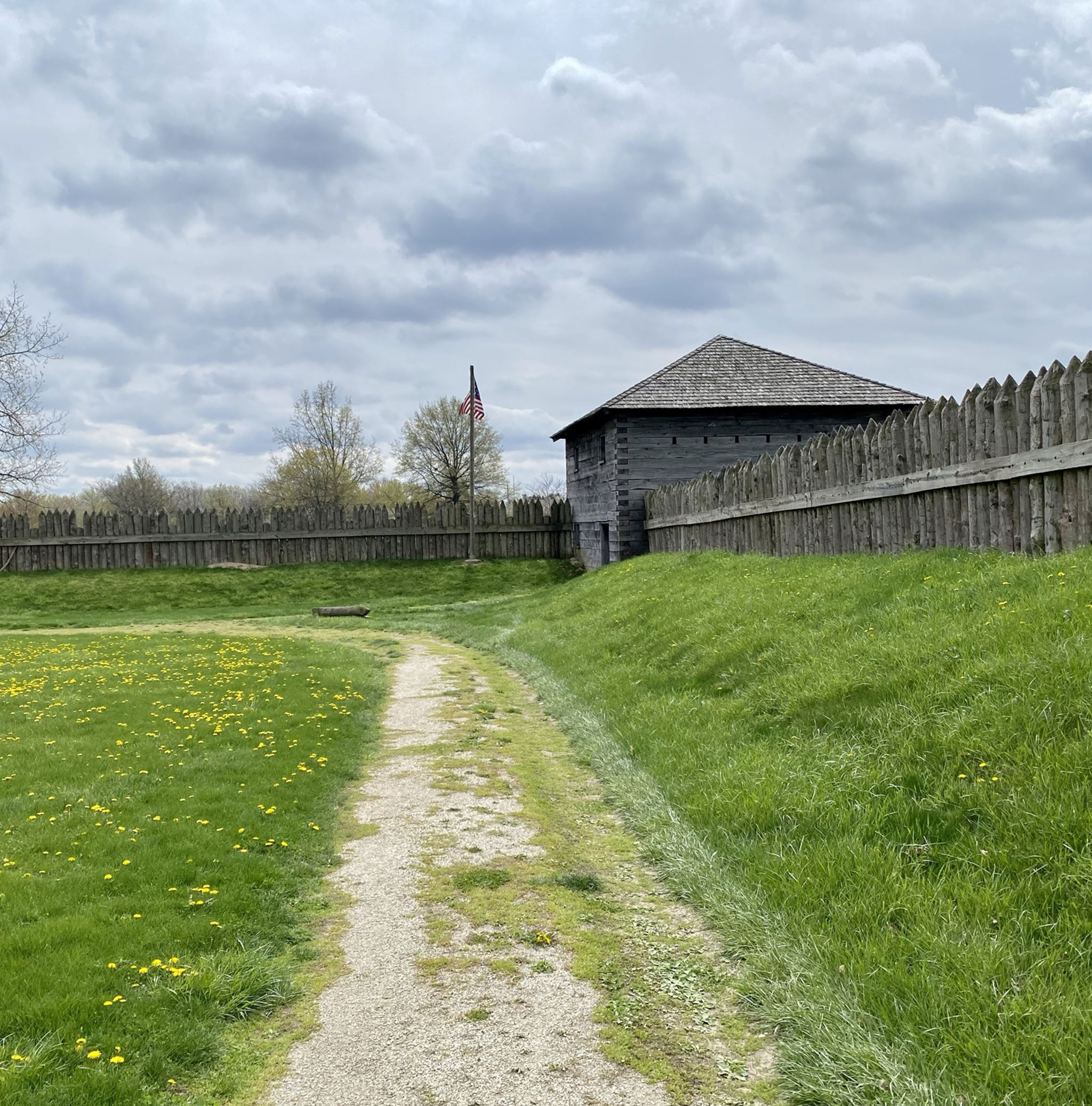 To Blockhouse #7: Construction of Fort Meigs » Toledo, Ohio audio guide ...
