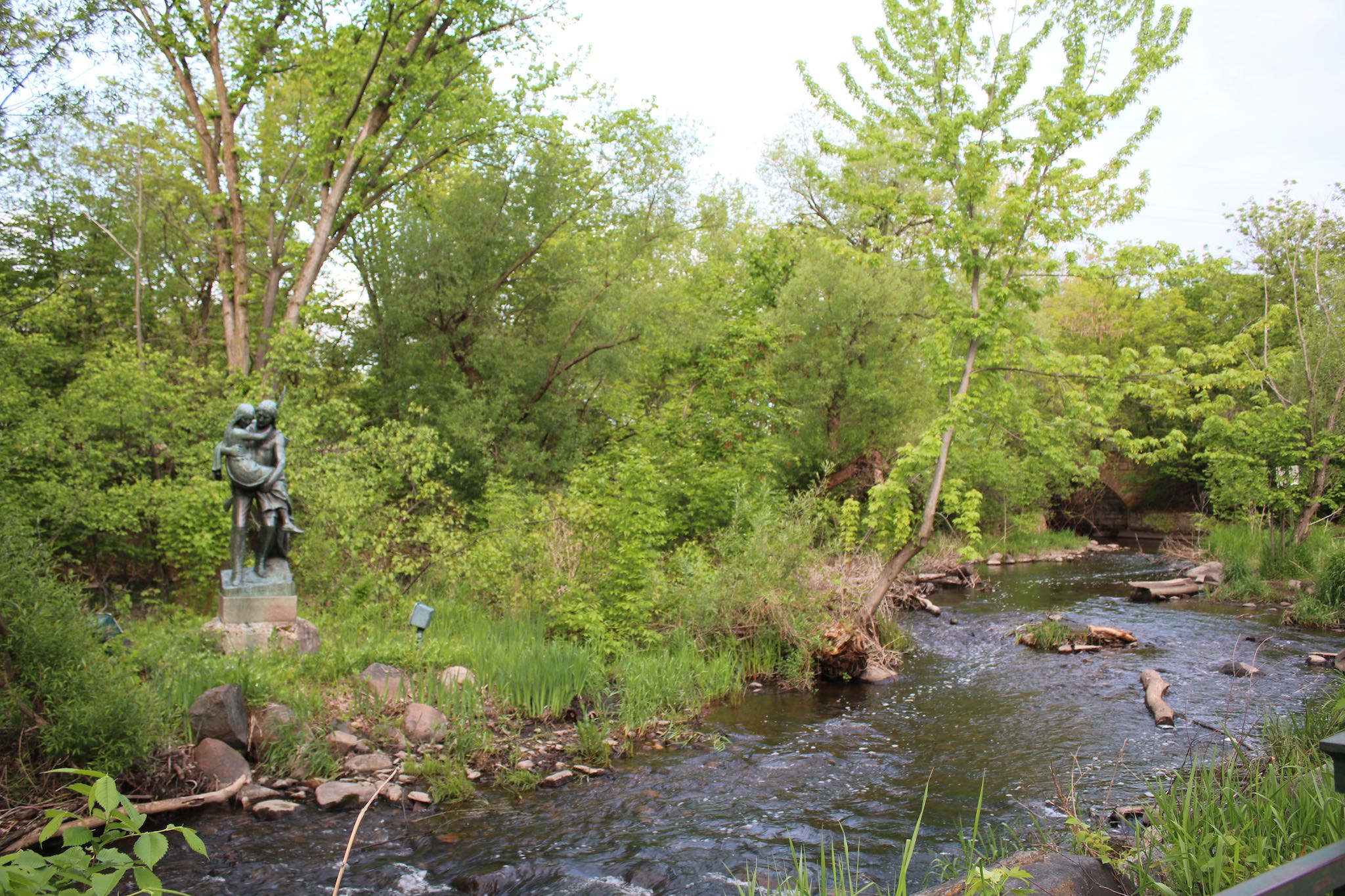 Hiawatha & Minnehaha Statue » Minneapolis, Minnesota audio guide app ...