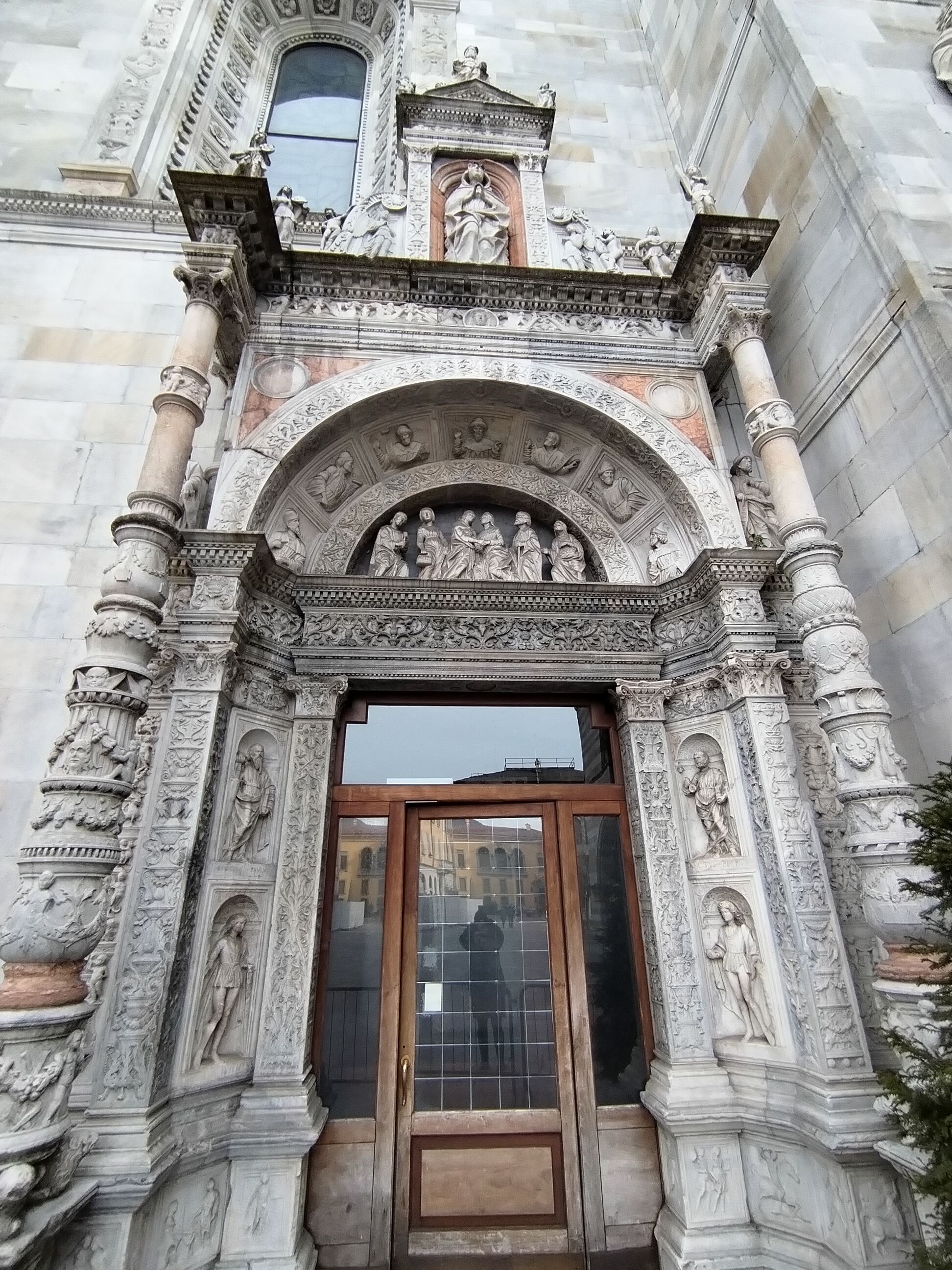 Portale della Rana » Lake Como self-guided audio tour app » VoiceMap