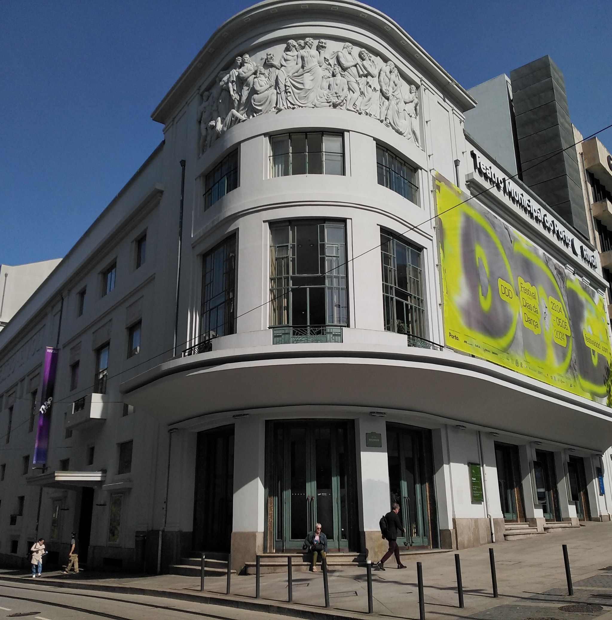 Municipal Theater Rivoli » Porto audio guide app » VoiceMap
