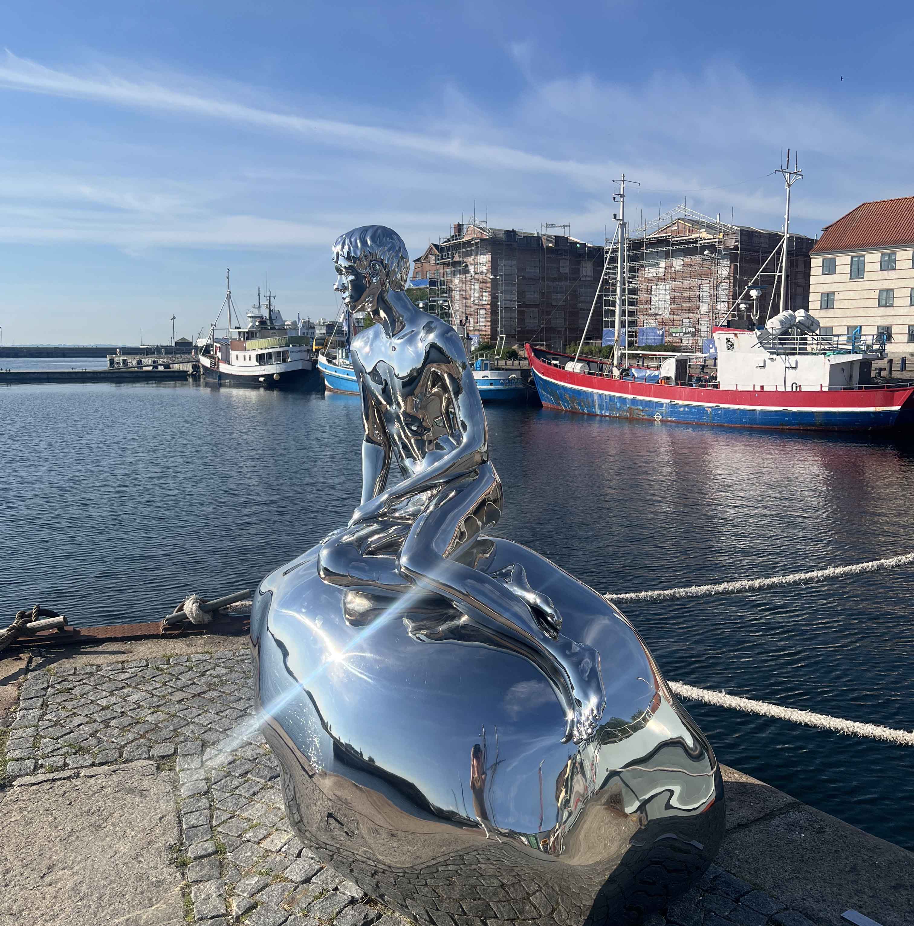 Viewing the Han Statue - The Male Little Mermaid » Helsingør self ...