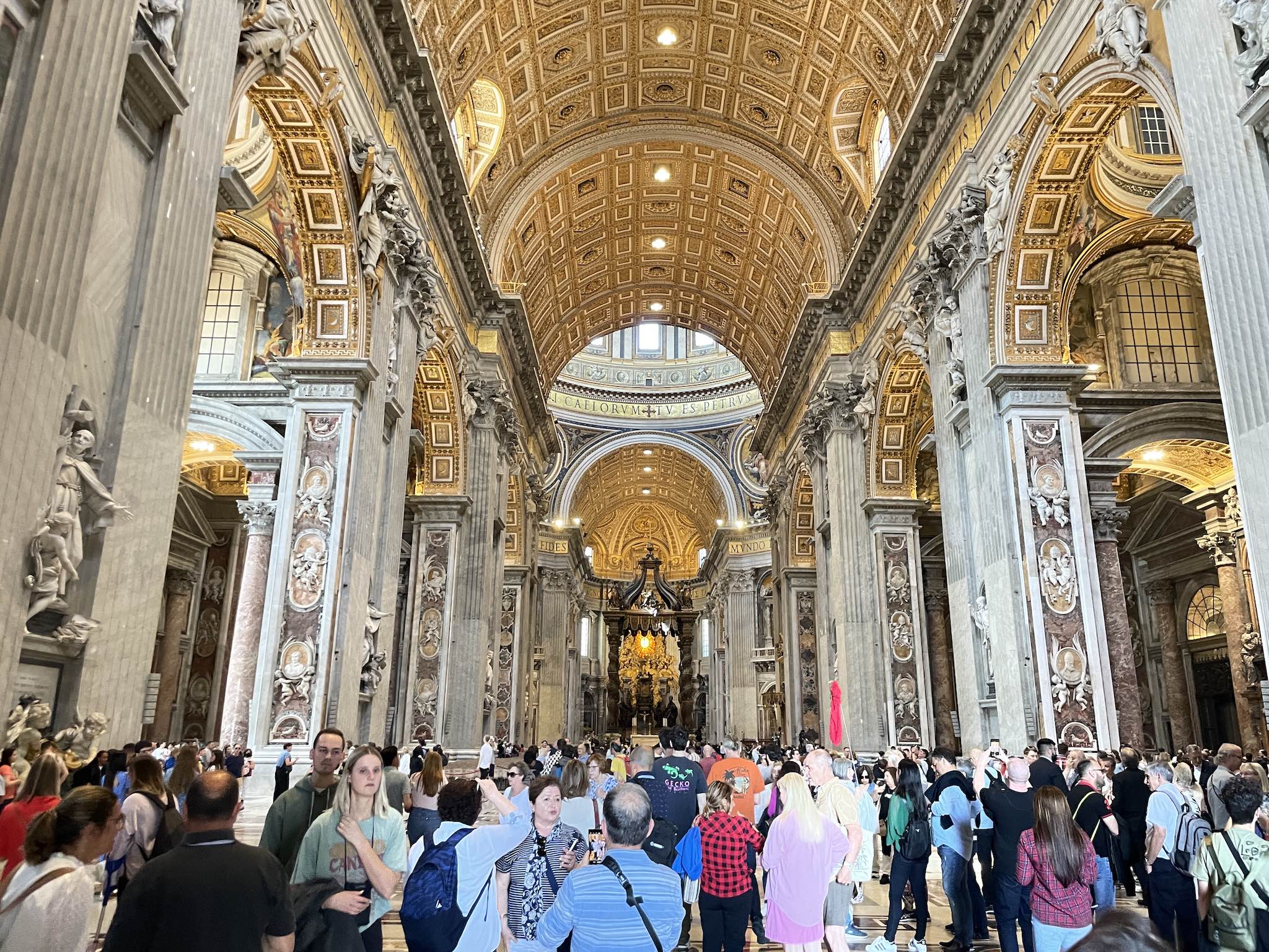 Central nave » Rome self-guided audio tour app » VoiceMap