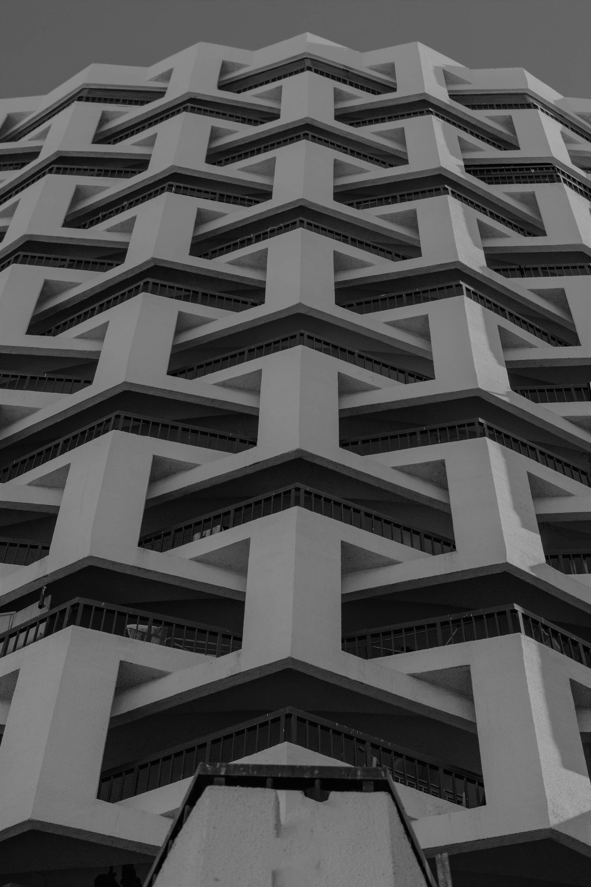 Al Ibrahimi Building (Saeed Al Kalili) » Abu Dhabi self-guided audio ...