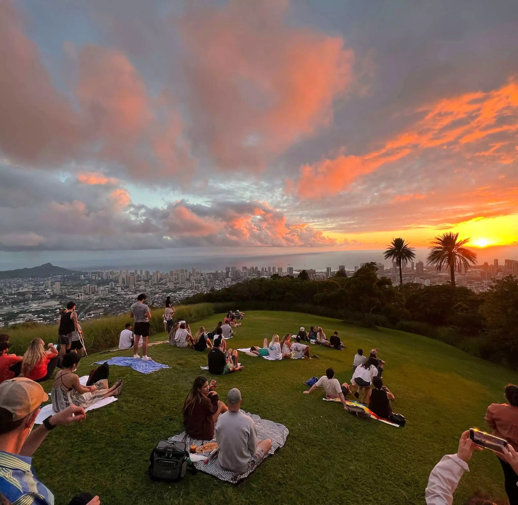 Honolulu Tantalus Sunset