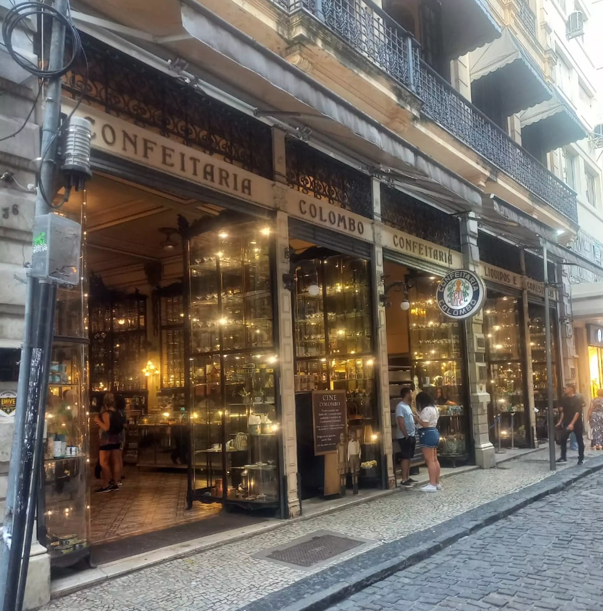 Confeitaria Colombo Logo